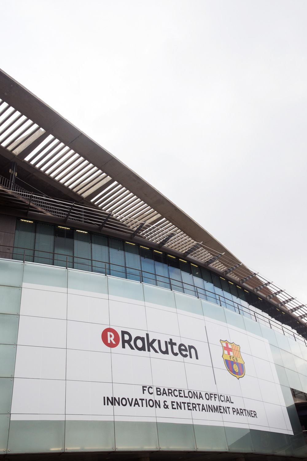 Rakuten connects with FC Barcelona fans at Camp Nou