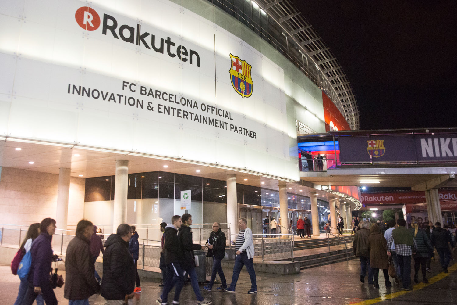 Rakuten connects with FC Barcelona fans at Camp Nou
